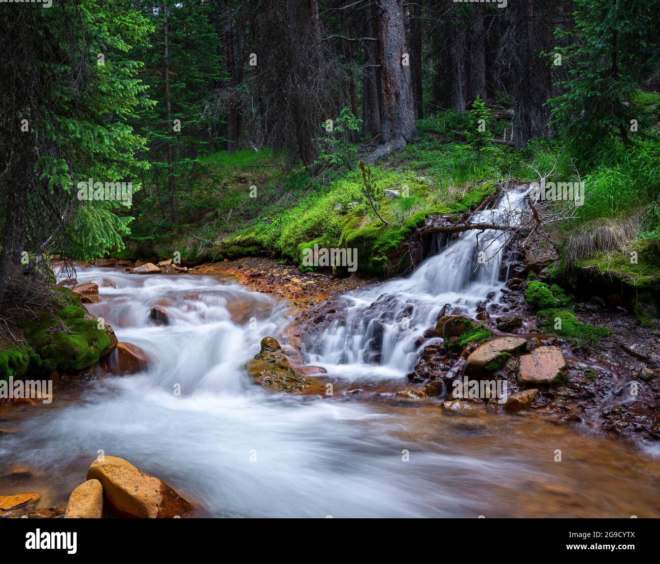 Stream with beautiful rocks hi-res stock photography and images - Alamy