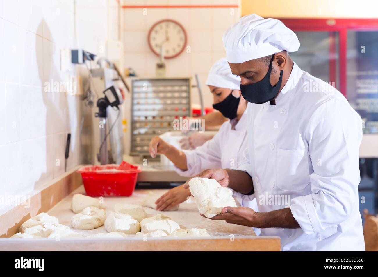 Female pastry chef protective mask hi-res stock photography and images ...