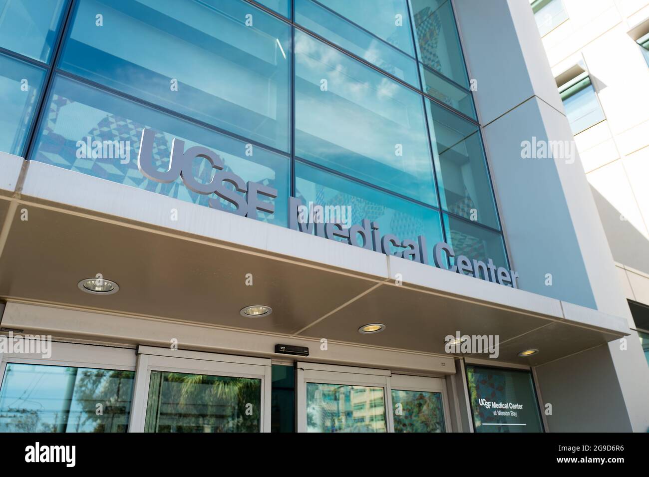 Ucsf mission bay hi-res stock photography and images - Alamy