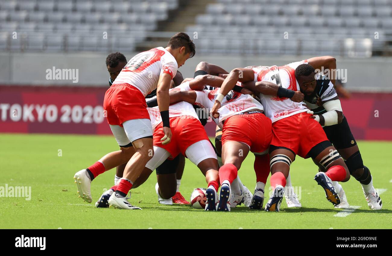 Rugby sevens scrum hi-res stock photography and images - Alamy