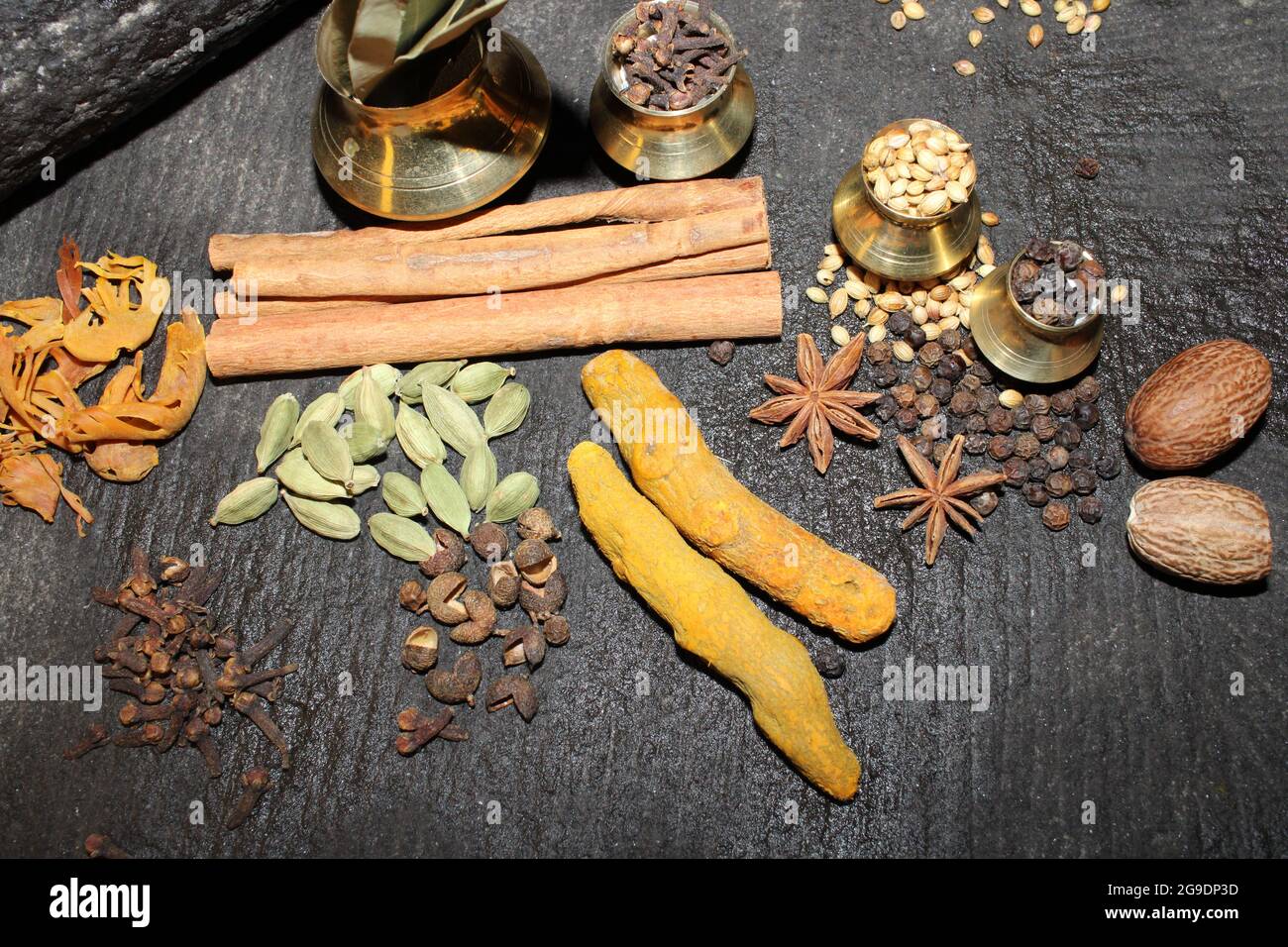 Most common and flavourful Indian Spices. Spices used in Indian food ...