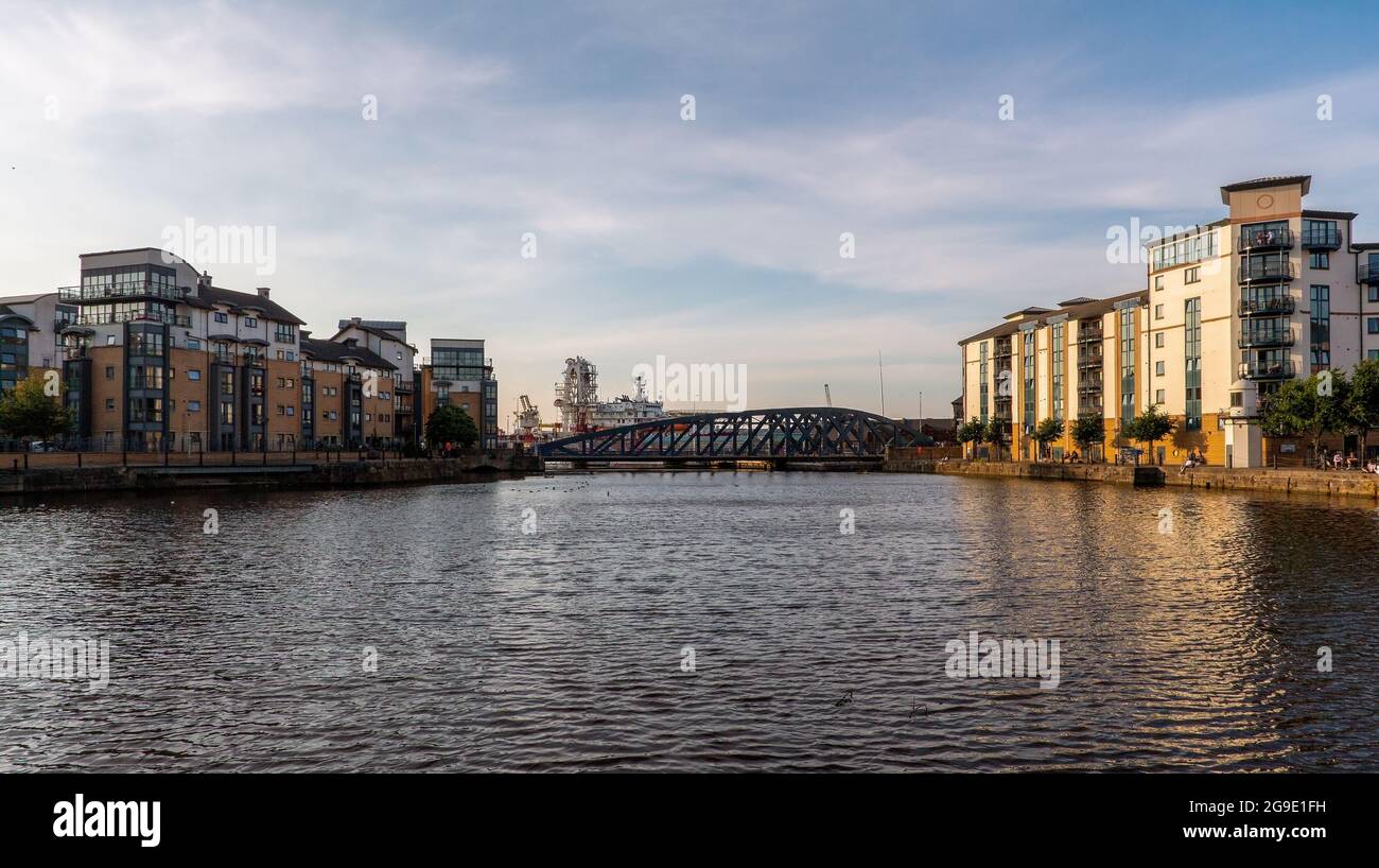 Water of leith edinburgh hi-res stock photography and images - Alamy