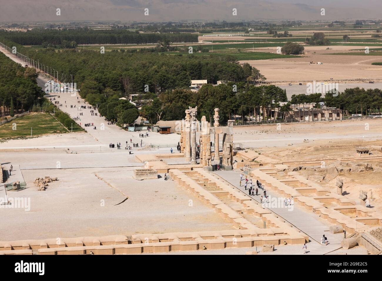 Persepolis, Gate of all nations(Xerxes gate), ancient capital of ...