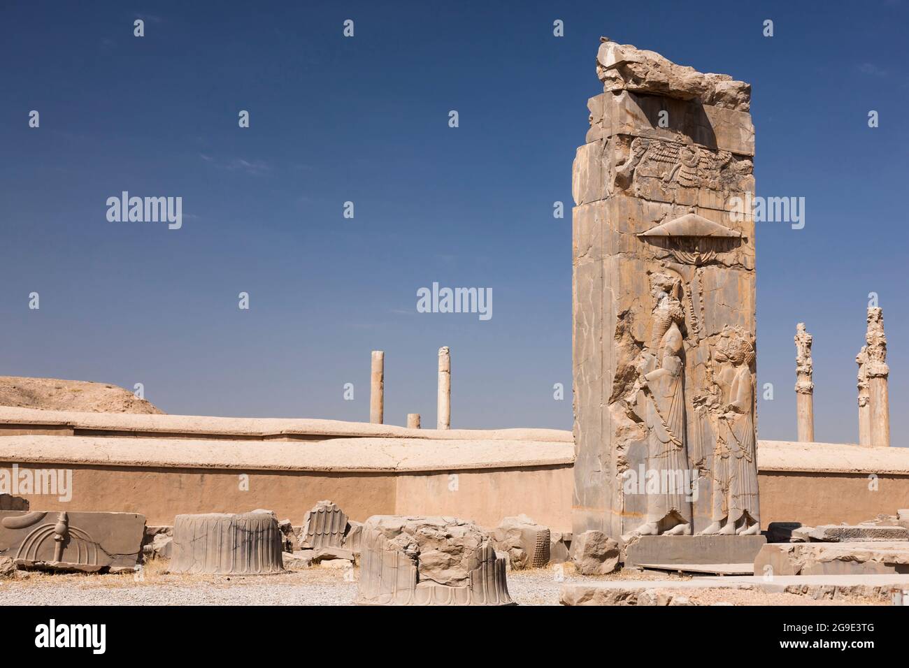 Tripylon persepolis iran hi-res stock photography and images - Alamy