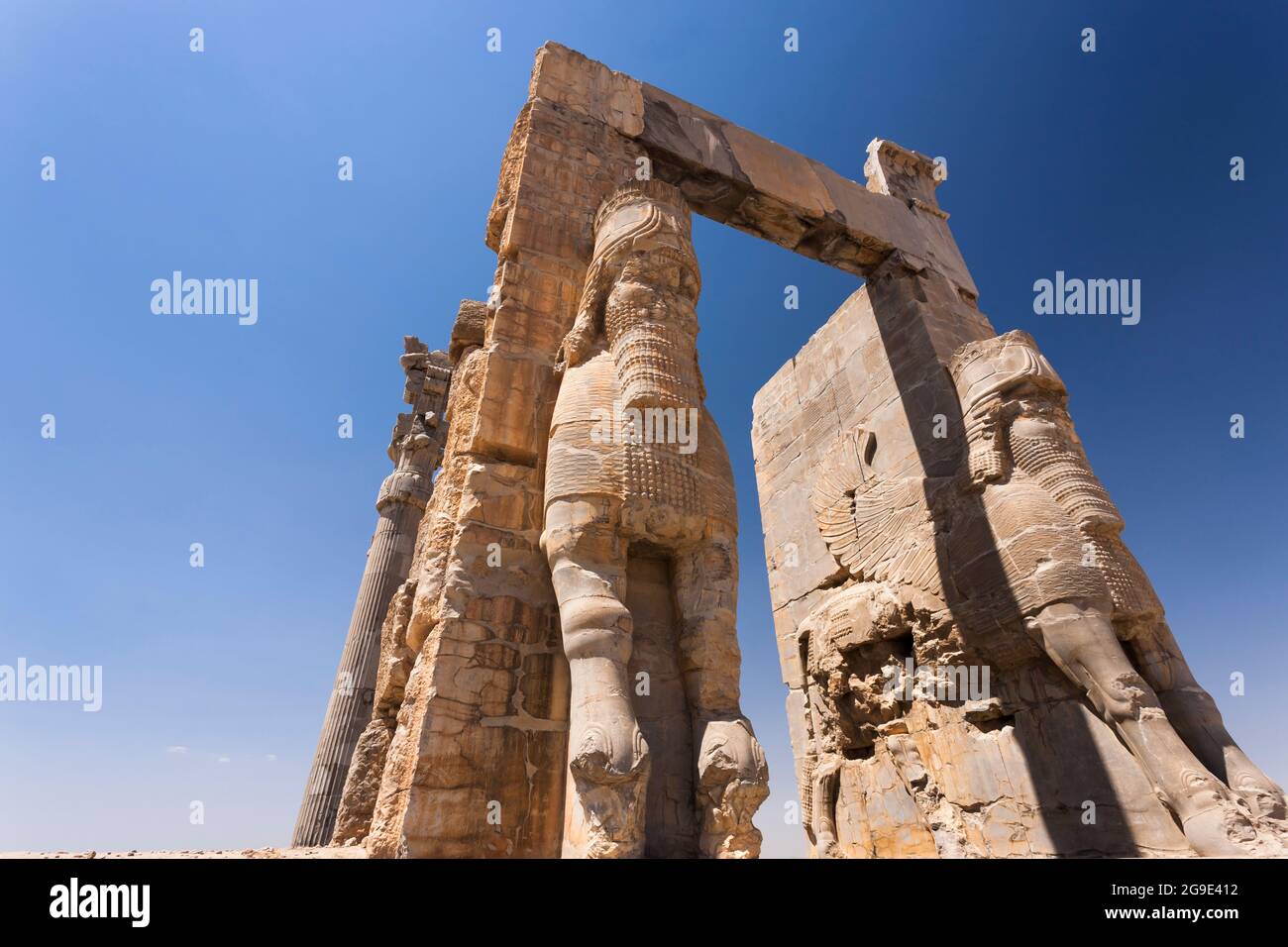 Persepolis,lamassu statue, gate of all nations, gate of Xerxes, capital ...