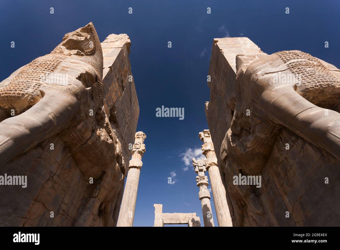 Persepolis, bull statues, gate of all nations, gate of Xerxes, capital ...