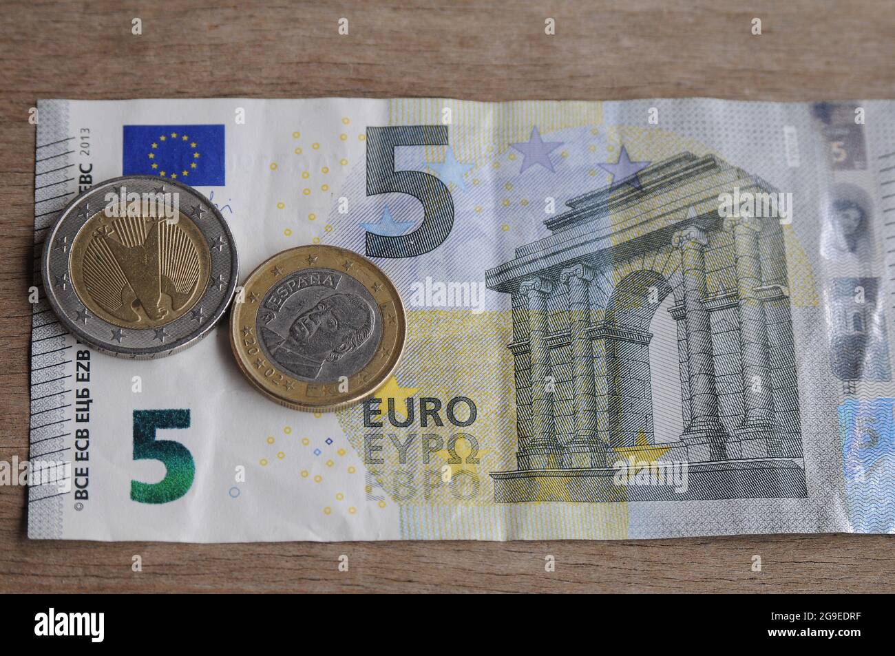 Euroepan union coins hi-res stock photography and images - Alamy