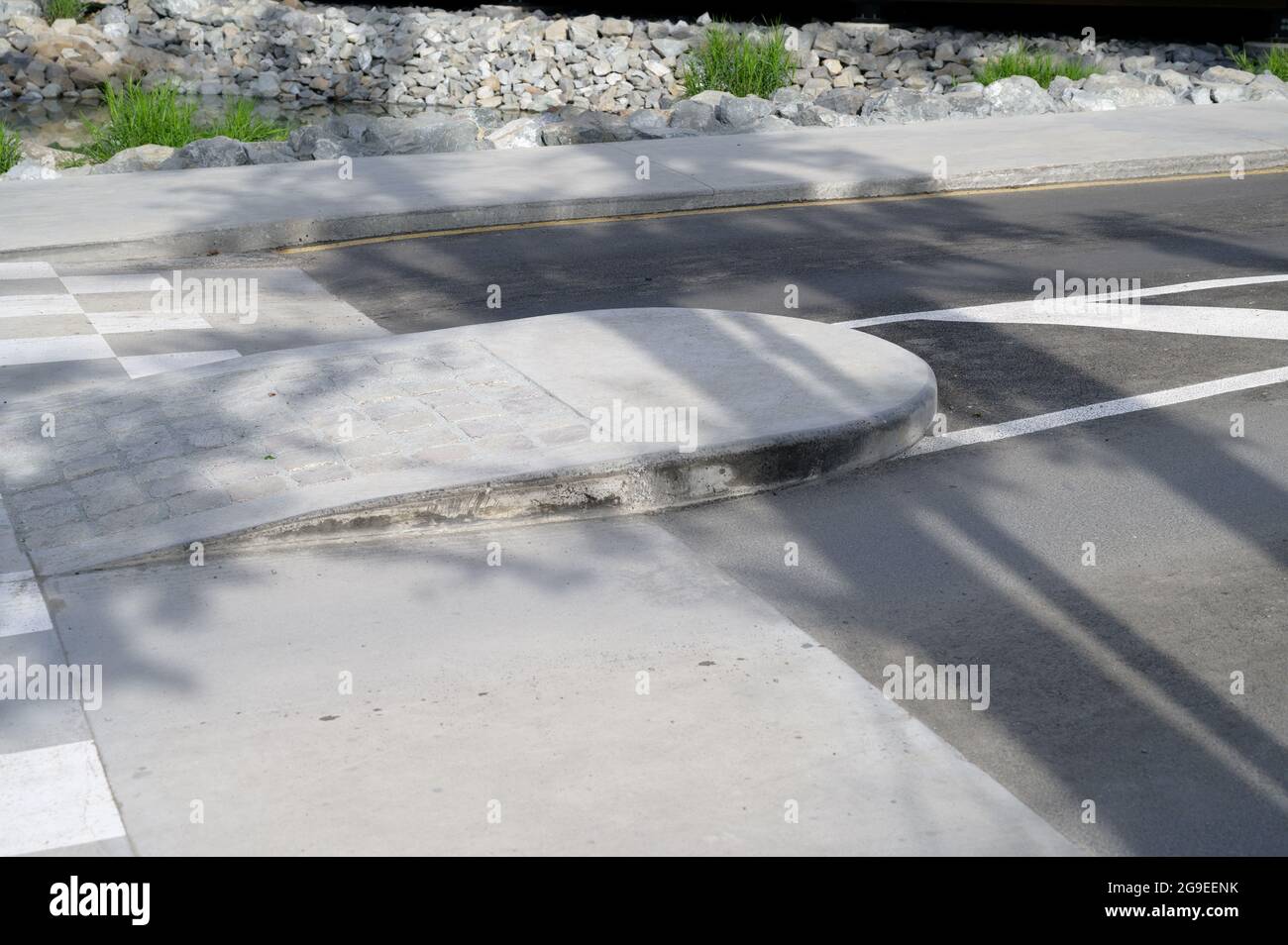 Raised Pedestrian Crossing High Resolution Stock Photography and Images ...