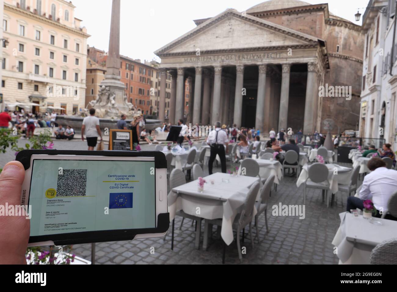 THE ITALIAN DIGITAL PASS WITH THE QR CODE NECESSARY TO ENTER THE ...