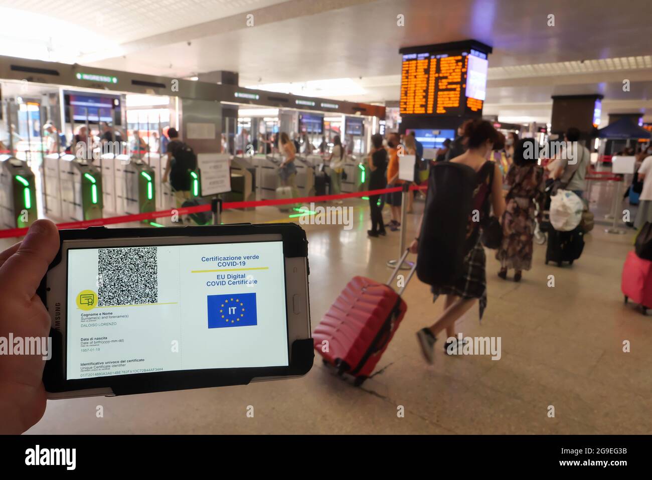 THE ITALIAN DIGITAL PASS WITH THE QR CODE NECESSARRY TO TRAVEL ON ...