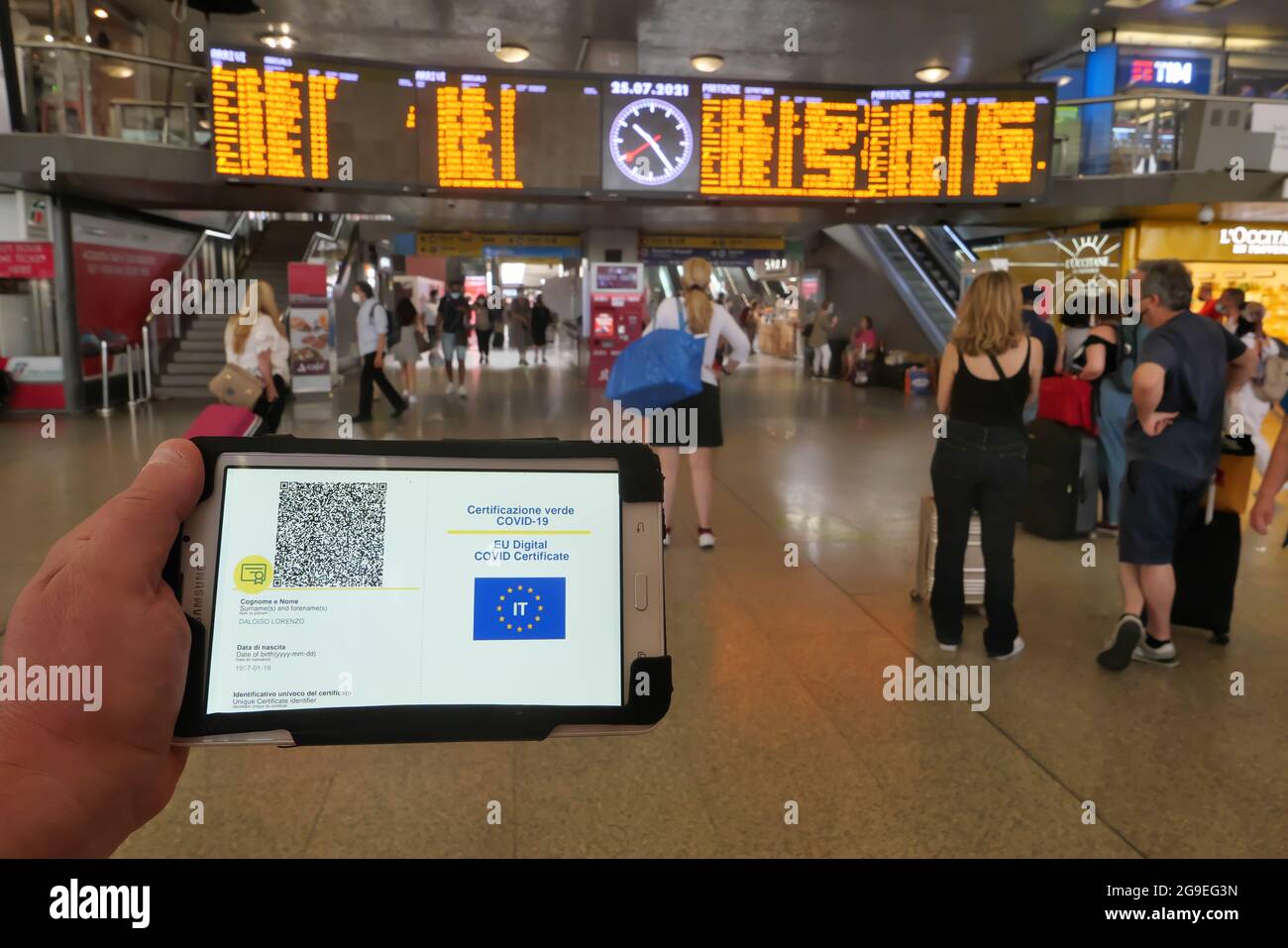 THE ITALIAN DIGITAL PASS WITH THE QR CODE NECESSARRY TO TRAVEL ON ...