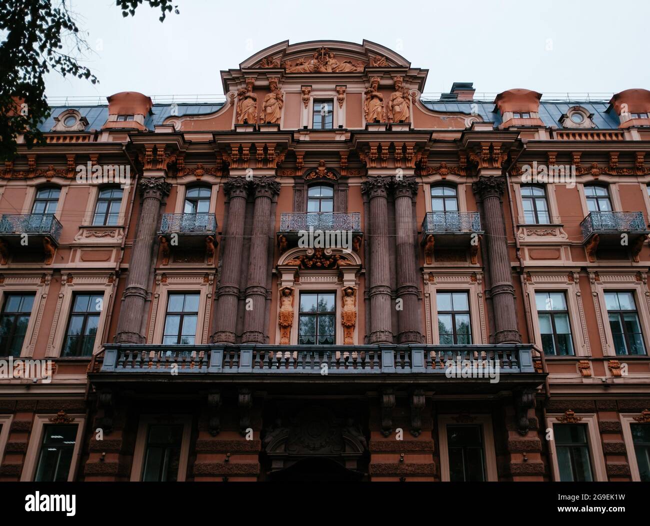 Utin hi-res stock photography and images - Alamy