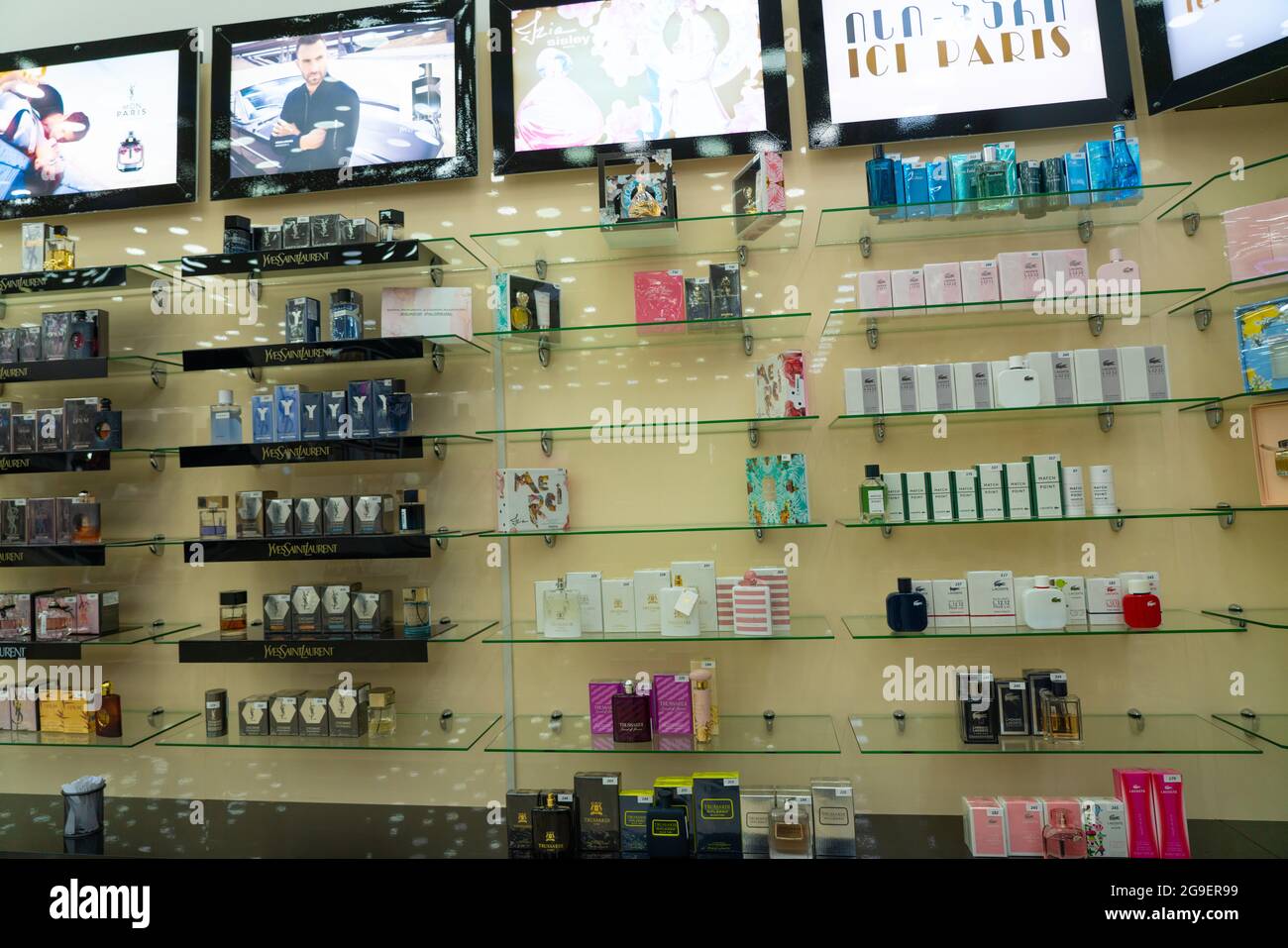 Korean cosmetics display hi-res stock photography and images - Alamy