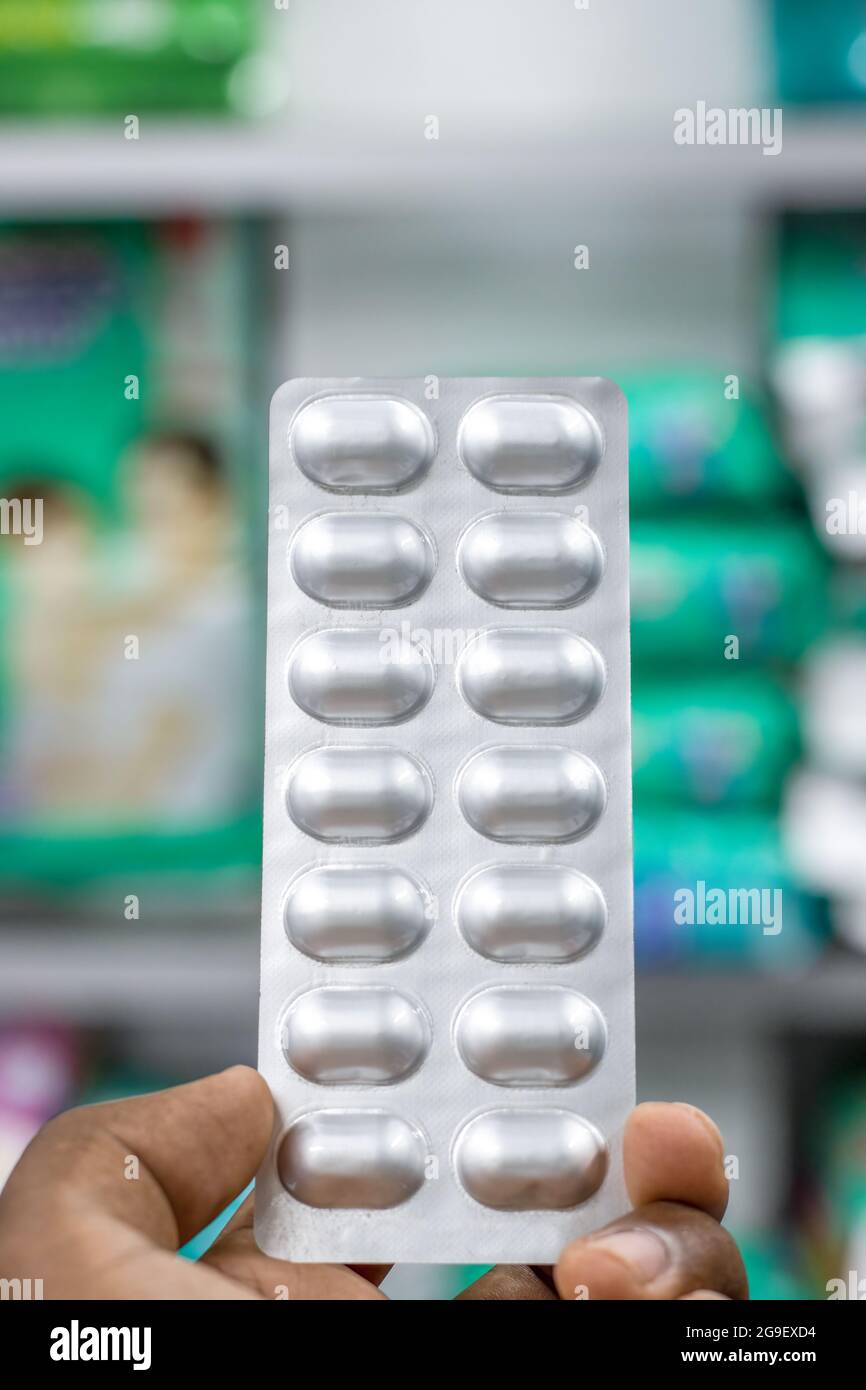 Medicine blister pack hi-res stock photography and images - Alamy