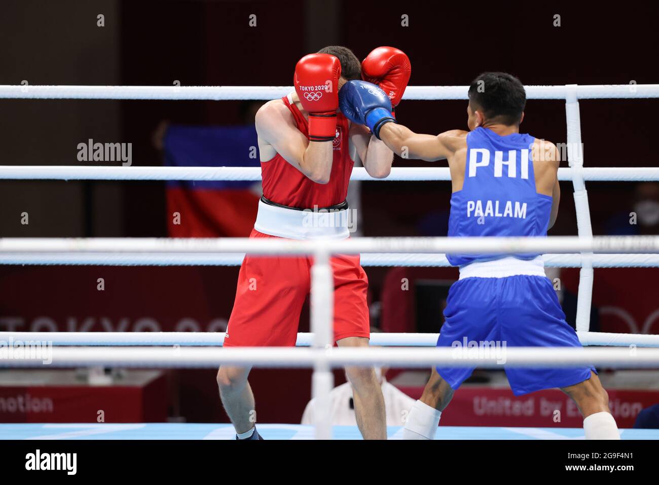 Tokyo, Japan. 26th July, 2021. IRVINE Brendan (IRL) in red fights ...