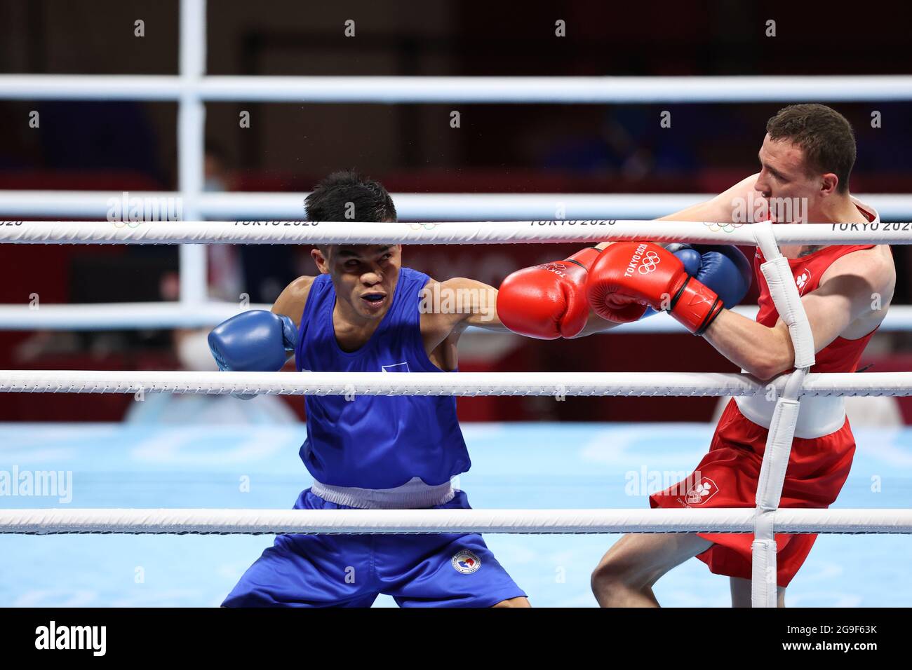 Tokyo, Japan. 26th July, 2021. IRVINE Brendan (IRL) in red fights ...