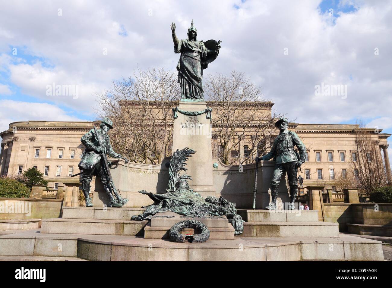 King's regiment hi-res stock photography and images - Alamy