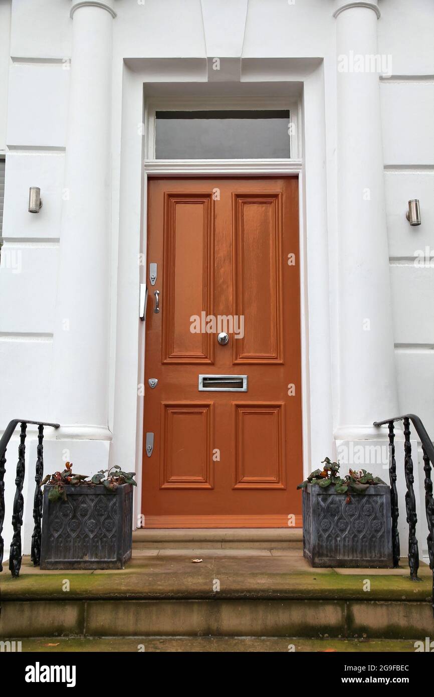 Wooden door in London, UK - typical Victorian architecture feature ...