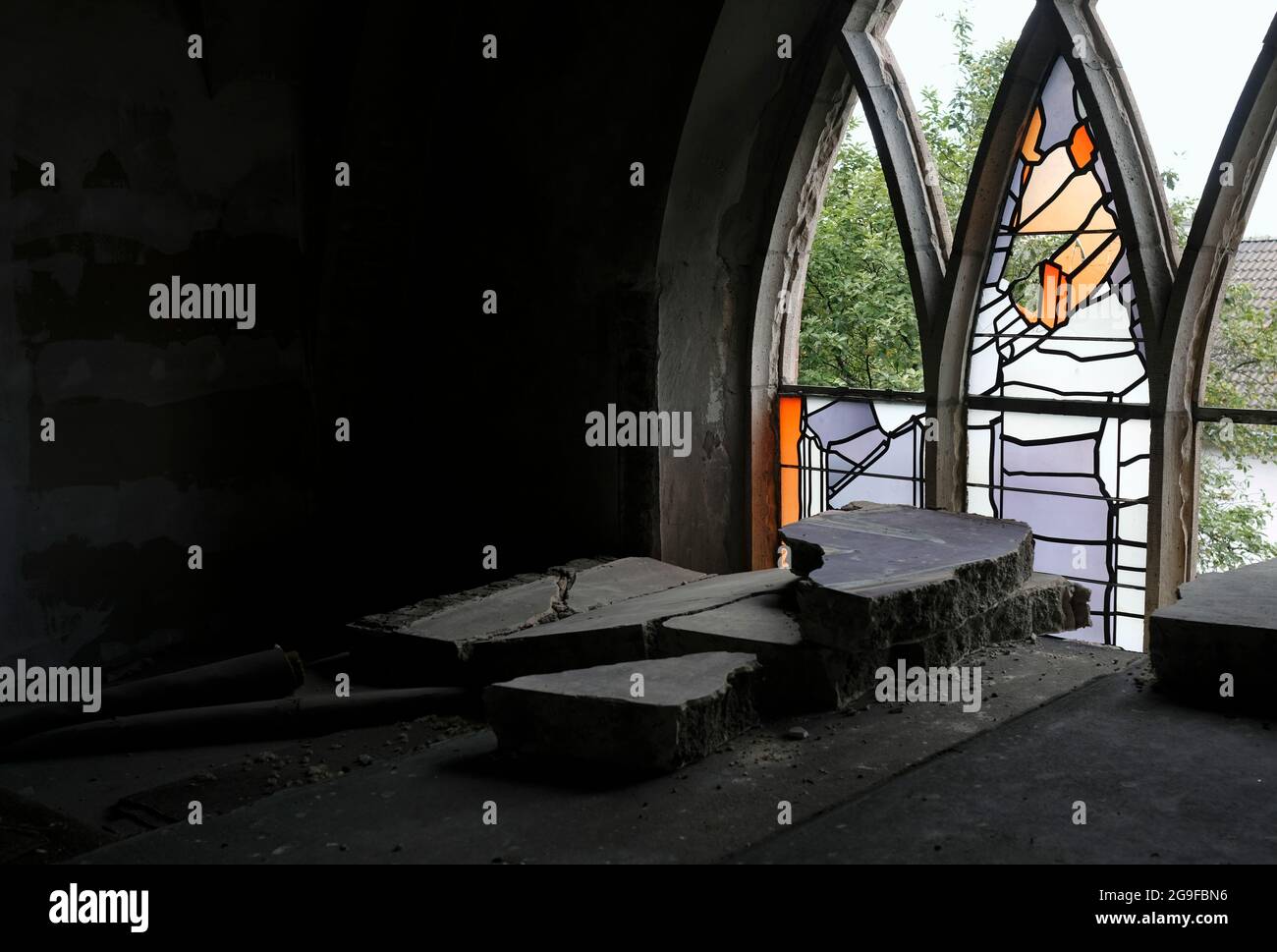Broken church window hi-res stock photography and images - Alamy