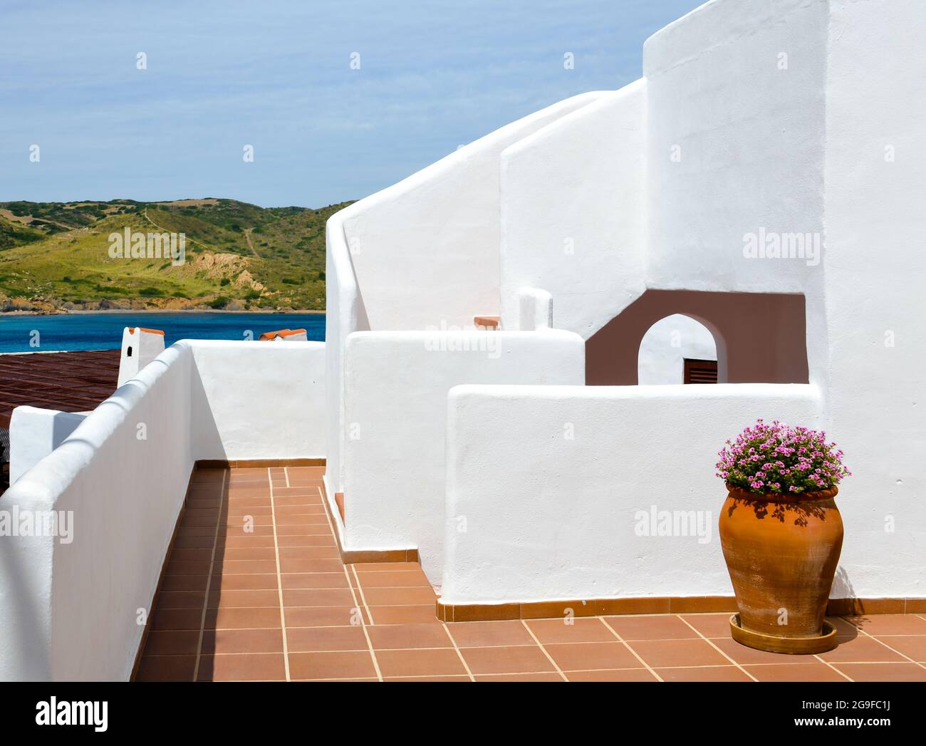 White painted houses of Menorca, Balearic Islands Stock Photo - Alamy