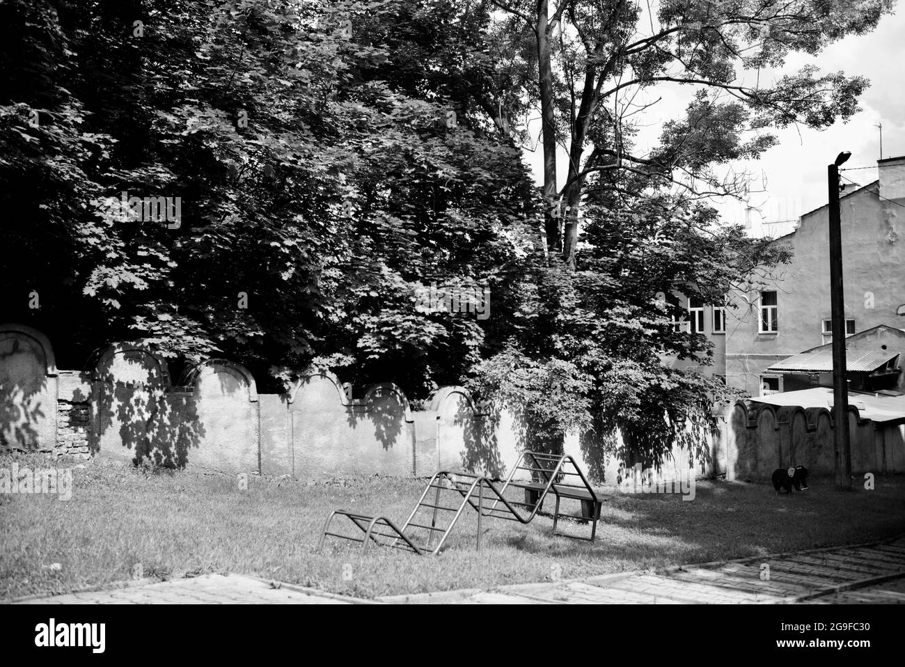 Jewish ghetto walls hi-res stock photography and images - Alamy