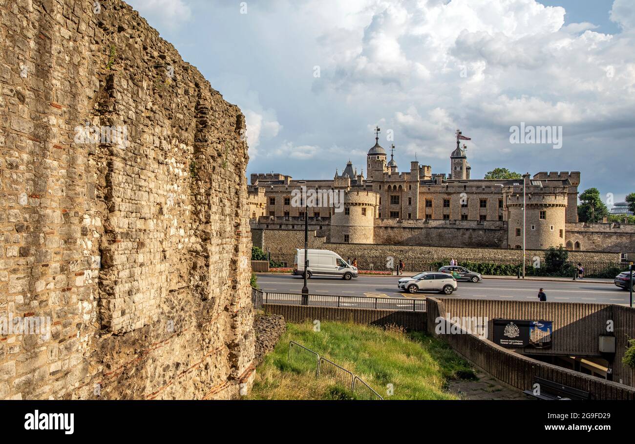London's Original Roman Wall and the Tower Of London UK Stock Photo - Alamy