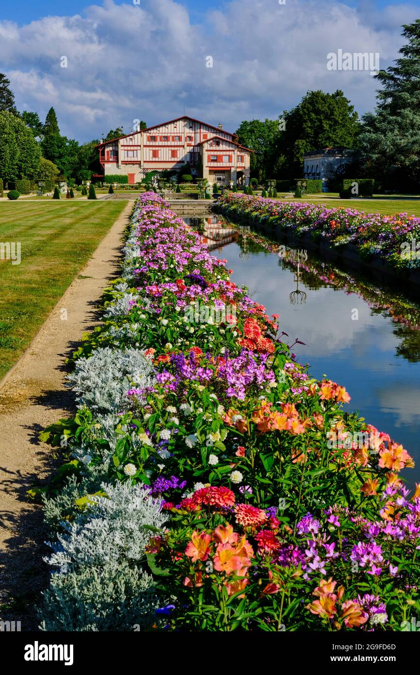 Country House Garden France High Resolution Stock Photography and ...