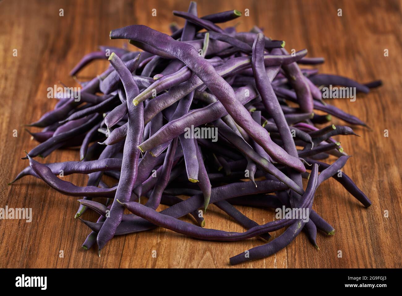 Mauve board hi-res stock photography and images - Alamy