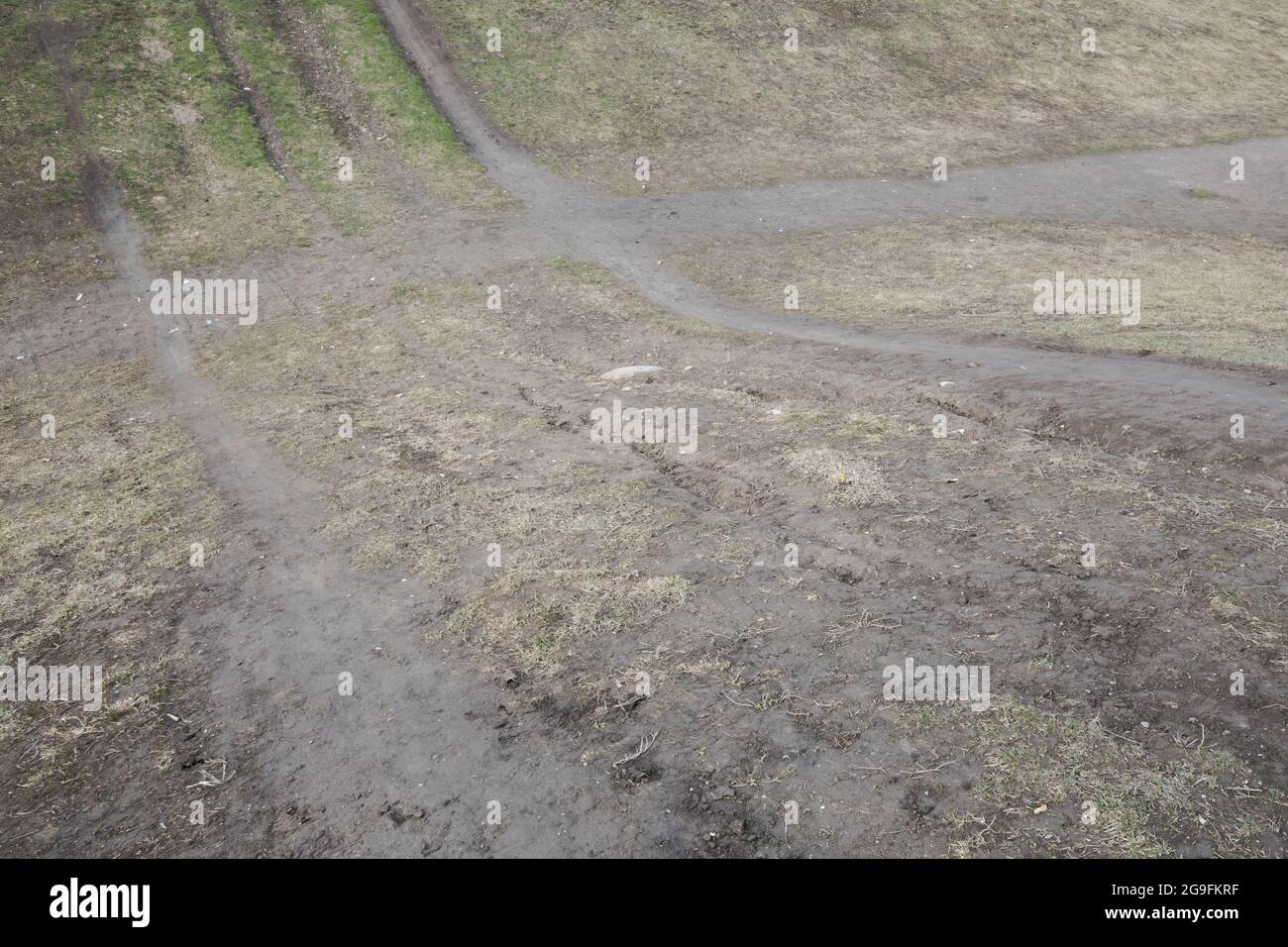 Soil paths hi-res stock photography and images - Alamy