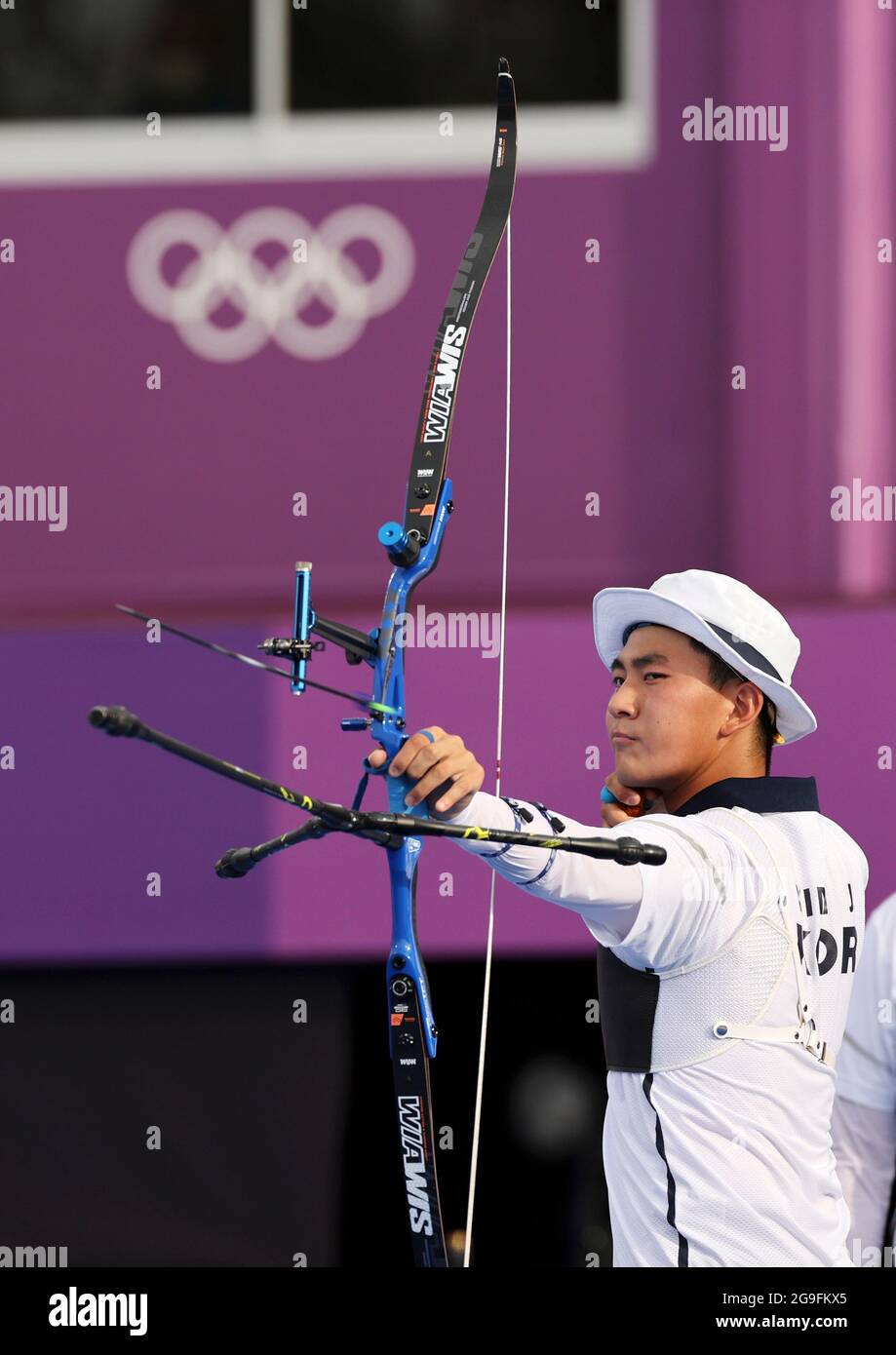 Tokyo, Japan. 26th July, 2021. Kim Je-deok of South Korea competes ...