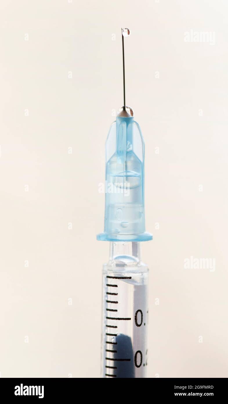 medical syringe and needle in close-up shot Stock Photo - Alamy
