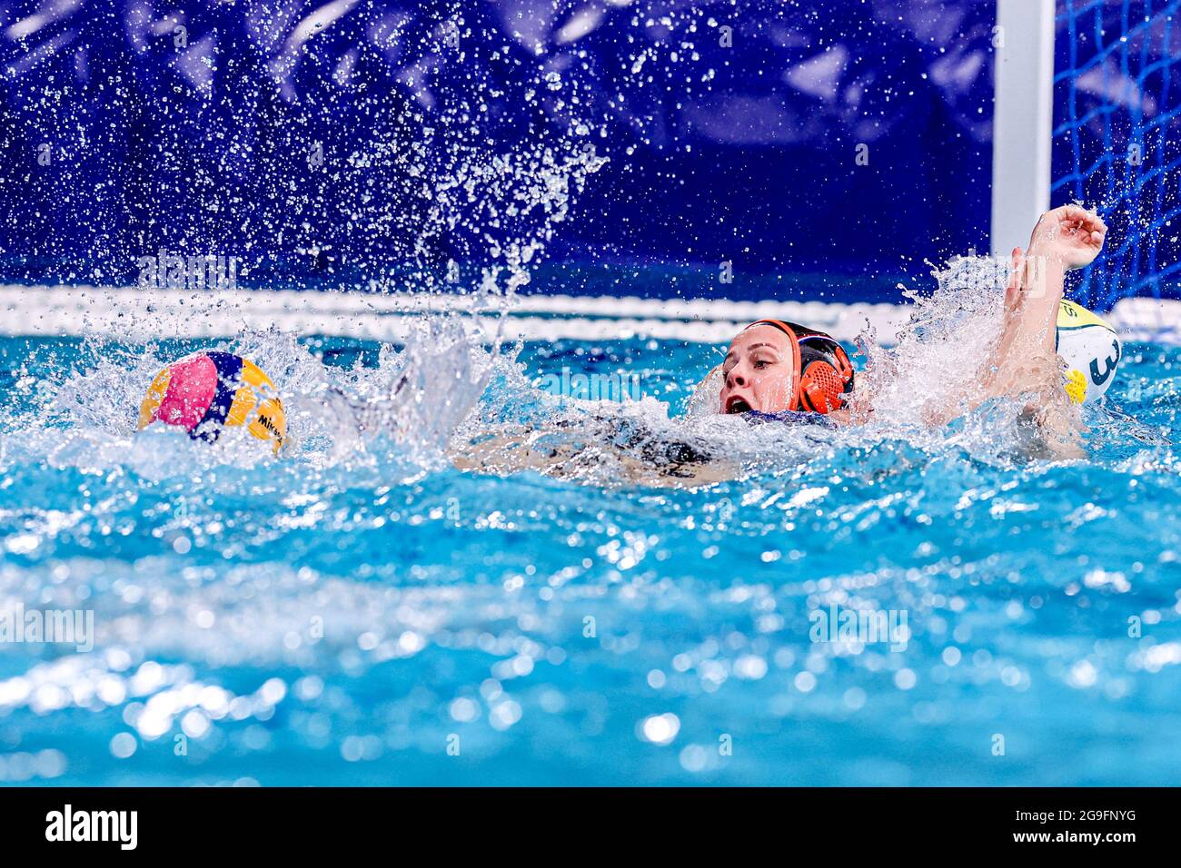 TOKYO, JAPAN - JULY 26: Iris Wolves of the Netherlands, Hannah Buckling ...