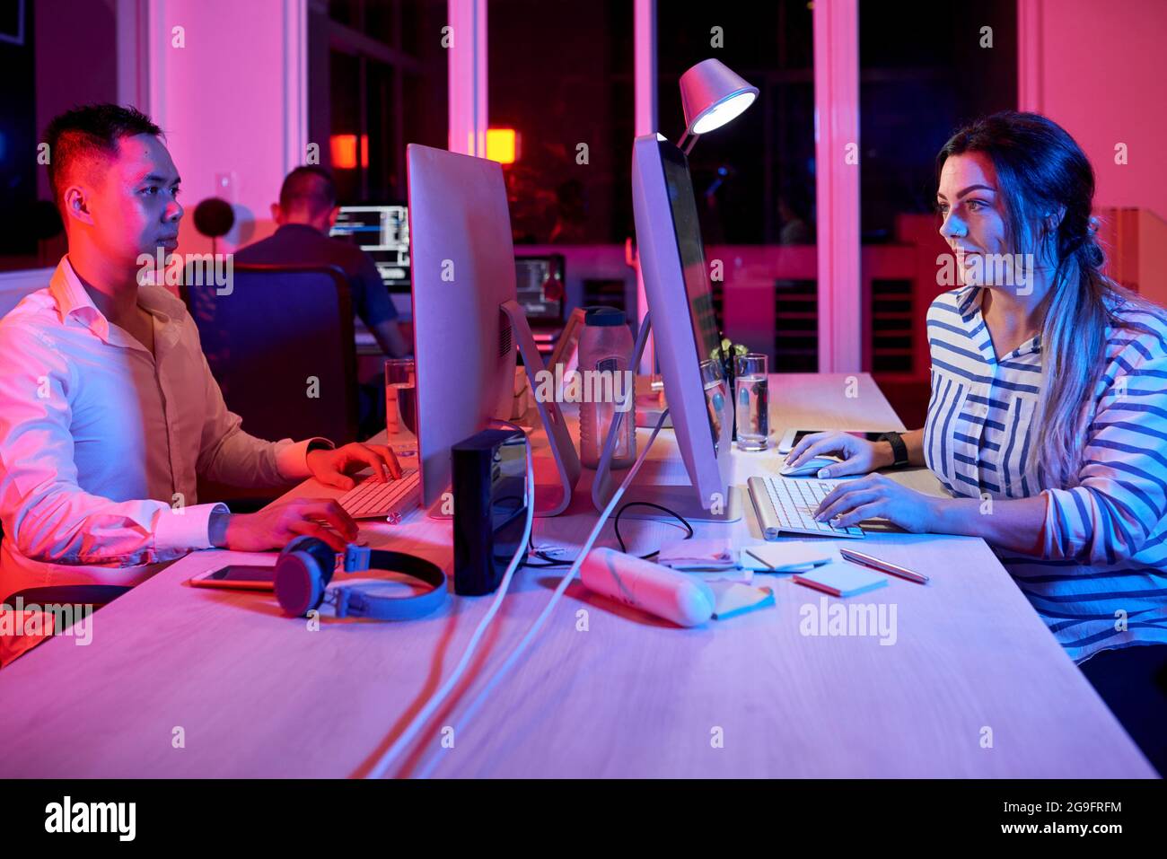 Diverse business team in late hi-res stock photography and images - Alamy