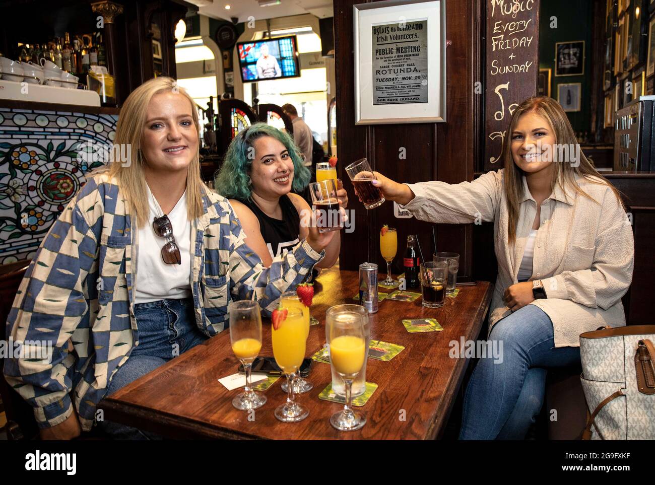 (left to right) Siobhan kinsella, Debbie Maguire and Emma Darcy ...