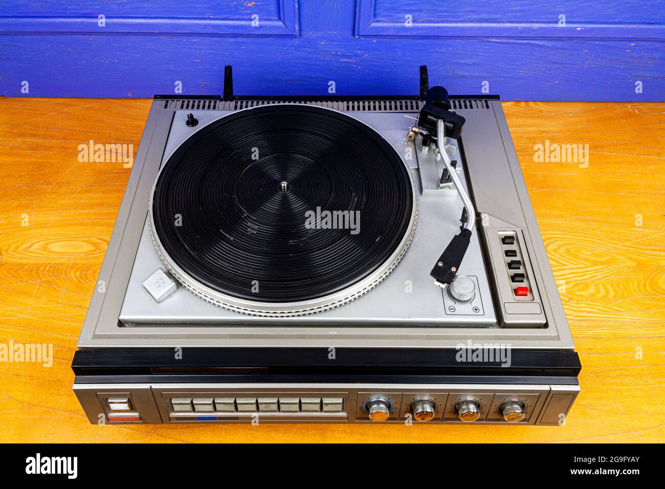 Vintage blue record player hi-res stock photography and images - Alamy