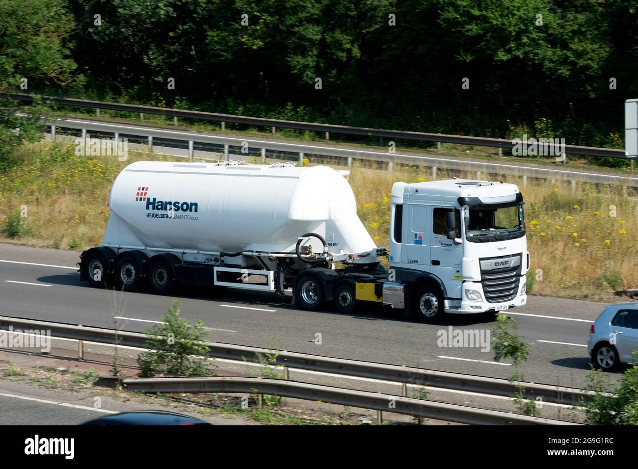 Hanson cement hi-res stock photography and images - Alamy