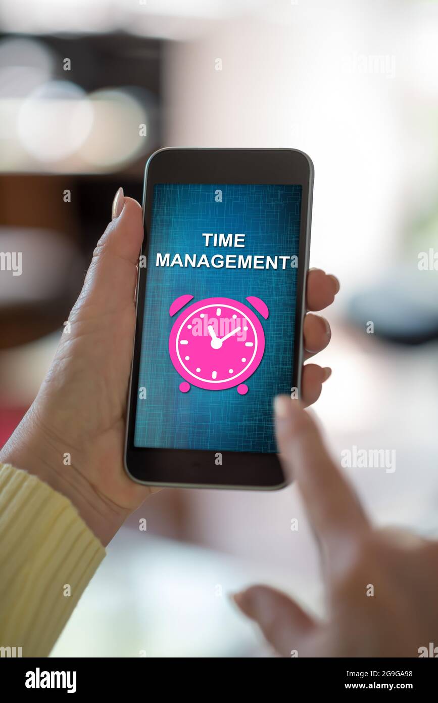 Smartphone screen displaying a time management concept Stock Photo - Alamy