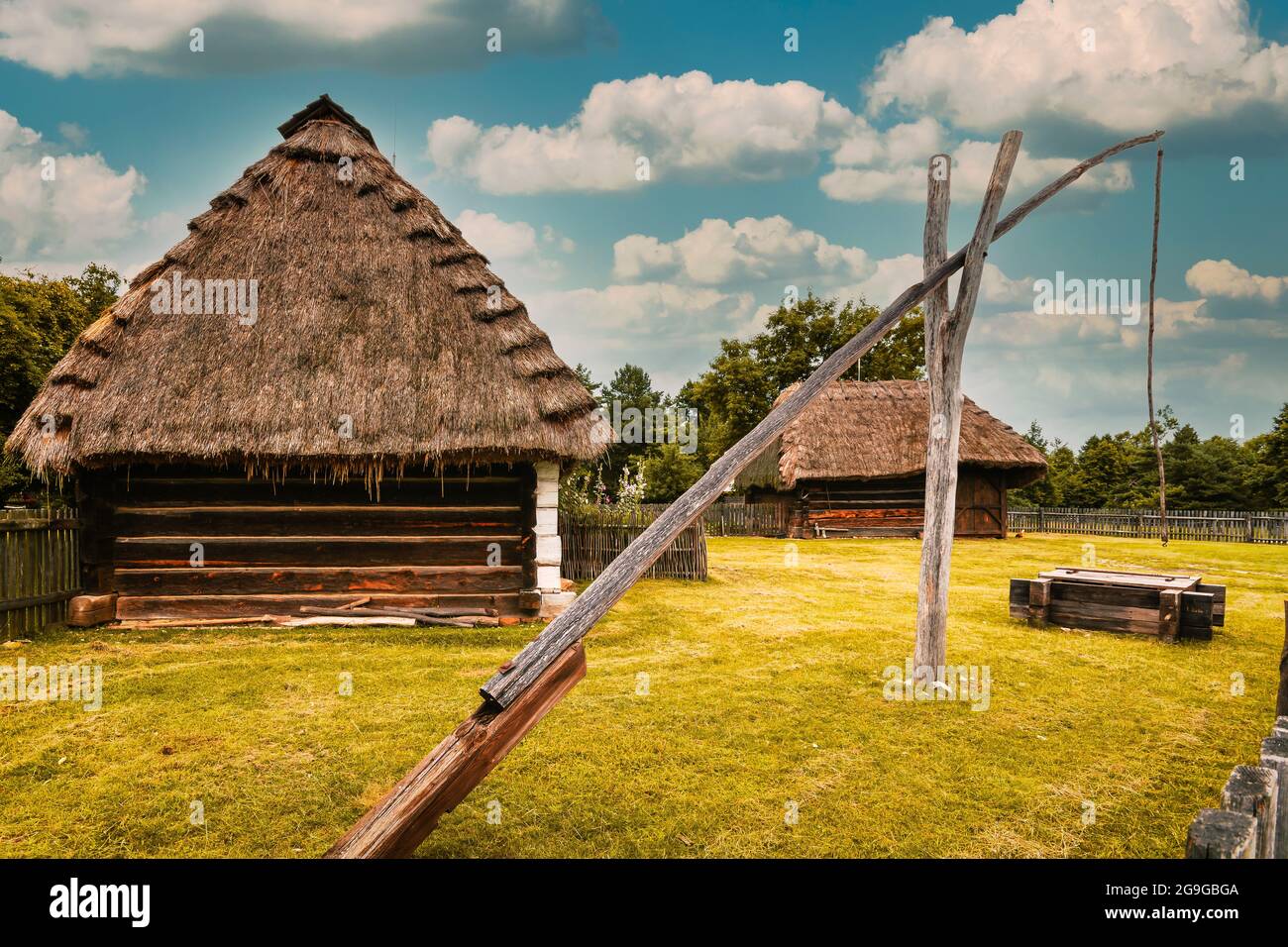 Old polish barn hi-res stock photography and images - Alamy