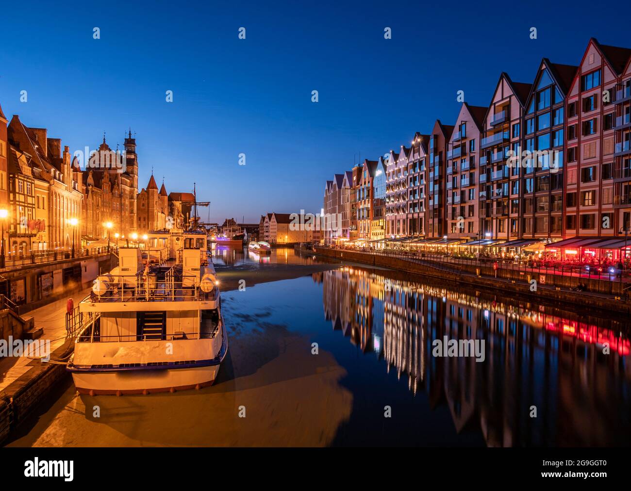 Gdansk bridge night hi-res stock photography and images - Alamy