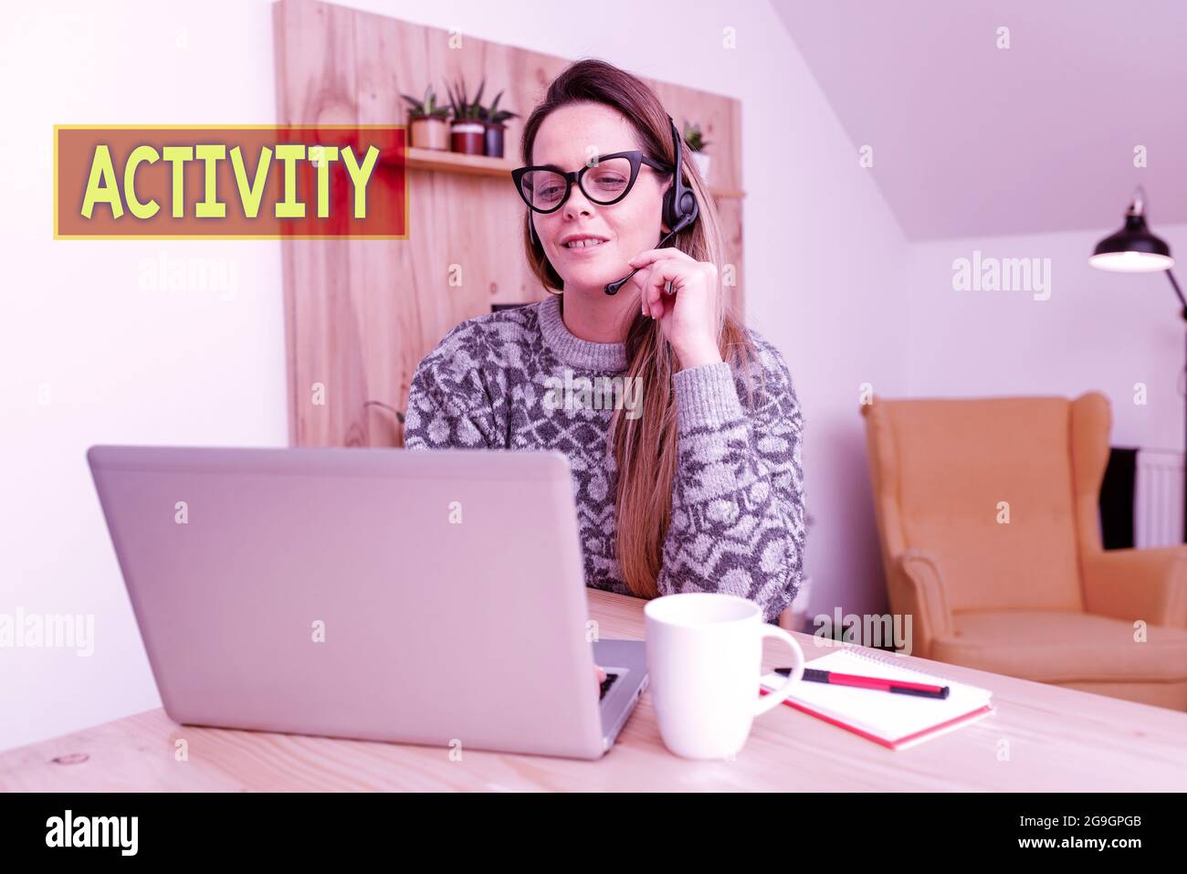 Many things happening hi-res stock photography and images - Alamy