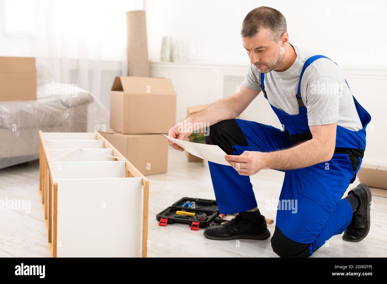 Professional instruction hi-res stock photography and images - Alamy