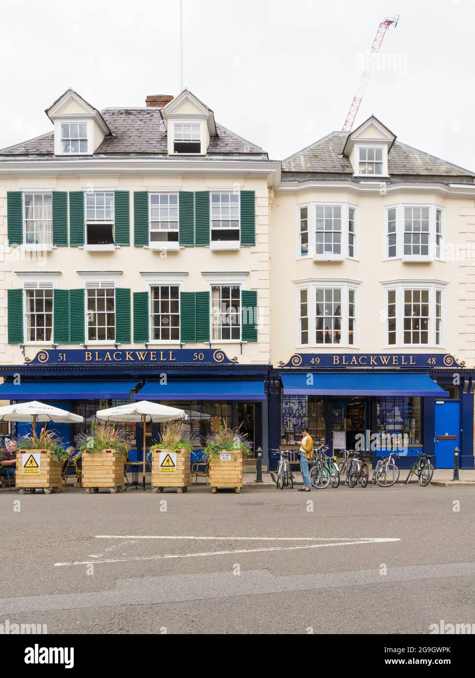 Blackwell bookshop book shop oxford hi-res stock photography and images ...