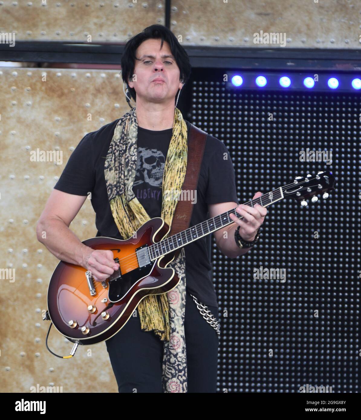 Readington, NJ. 25th July, 2021. Will Evankovich of Styx preforms in ...