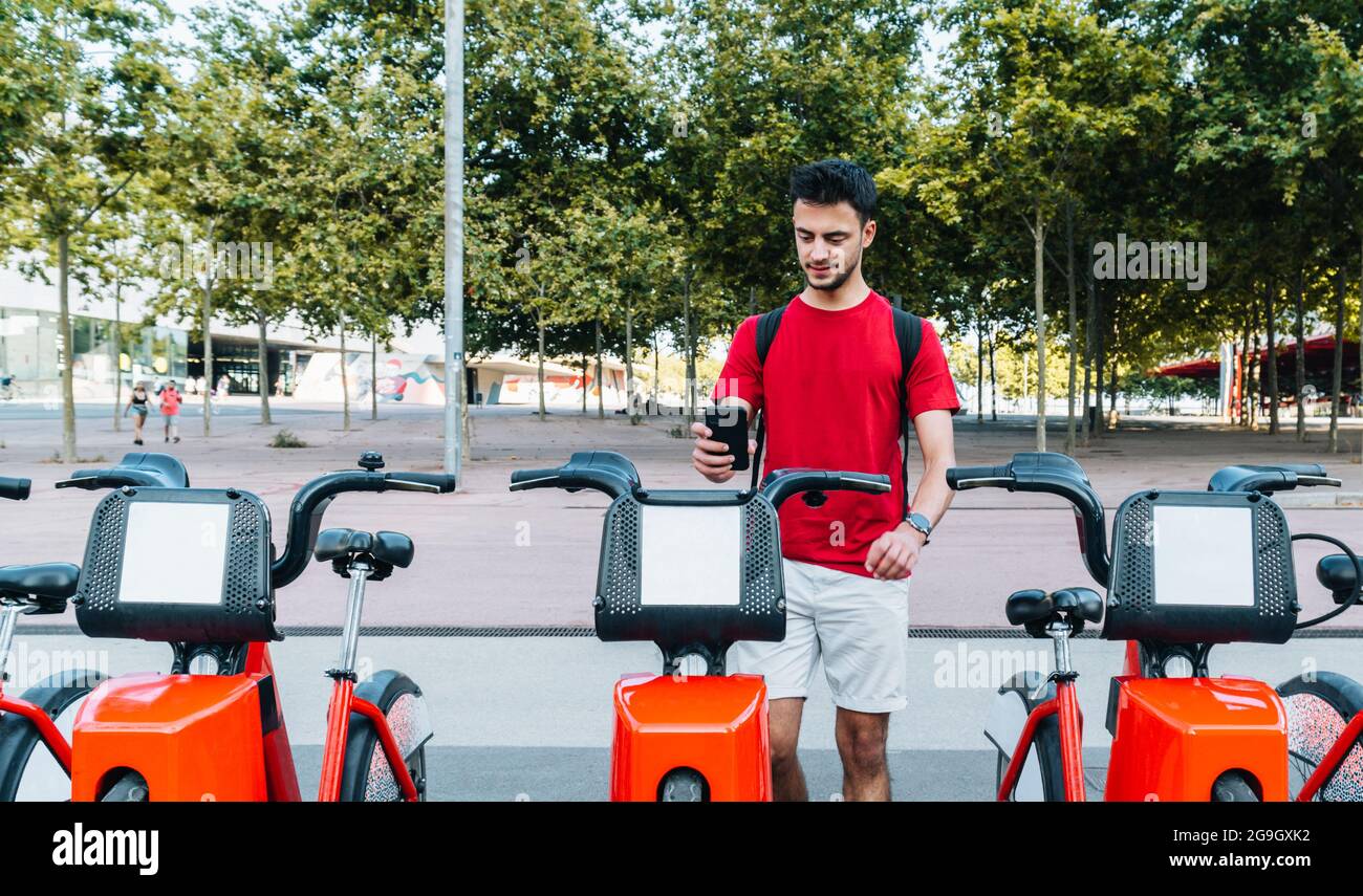 Bike rental university hi-res stock photography and images - Alamy