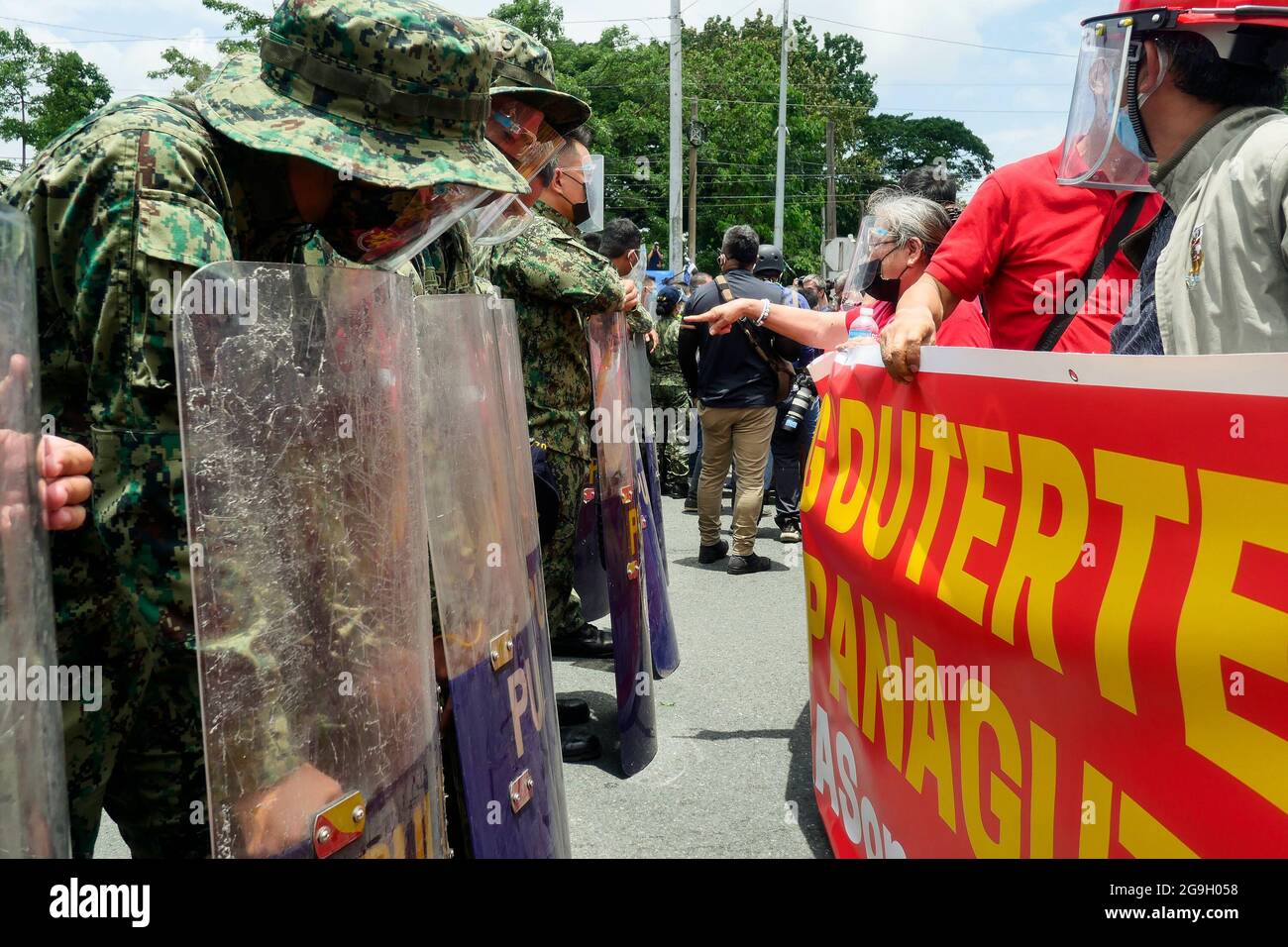 President rodrigo roa duterte hi-res stock photography and images - Alamy