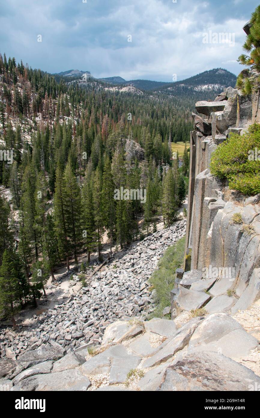 Devil's Postpile National Monument features unique basalt formations ...