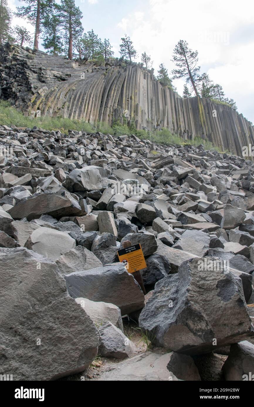 Devil's Postpile National Monument features unique basalt formations ...