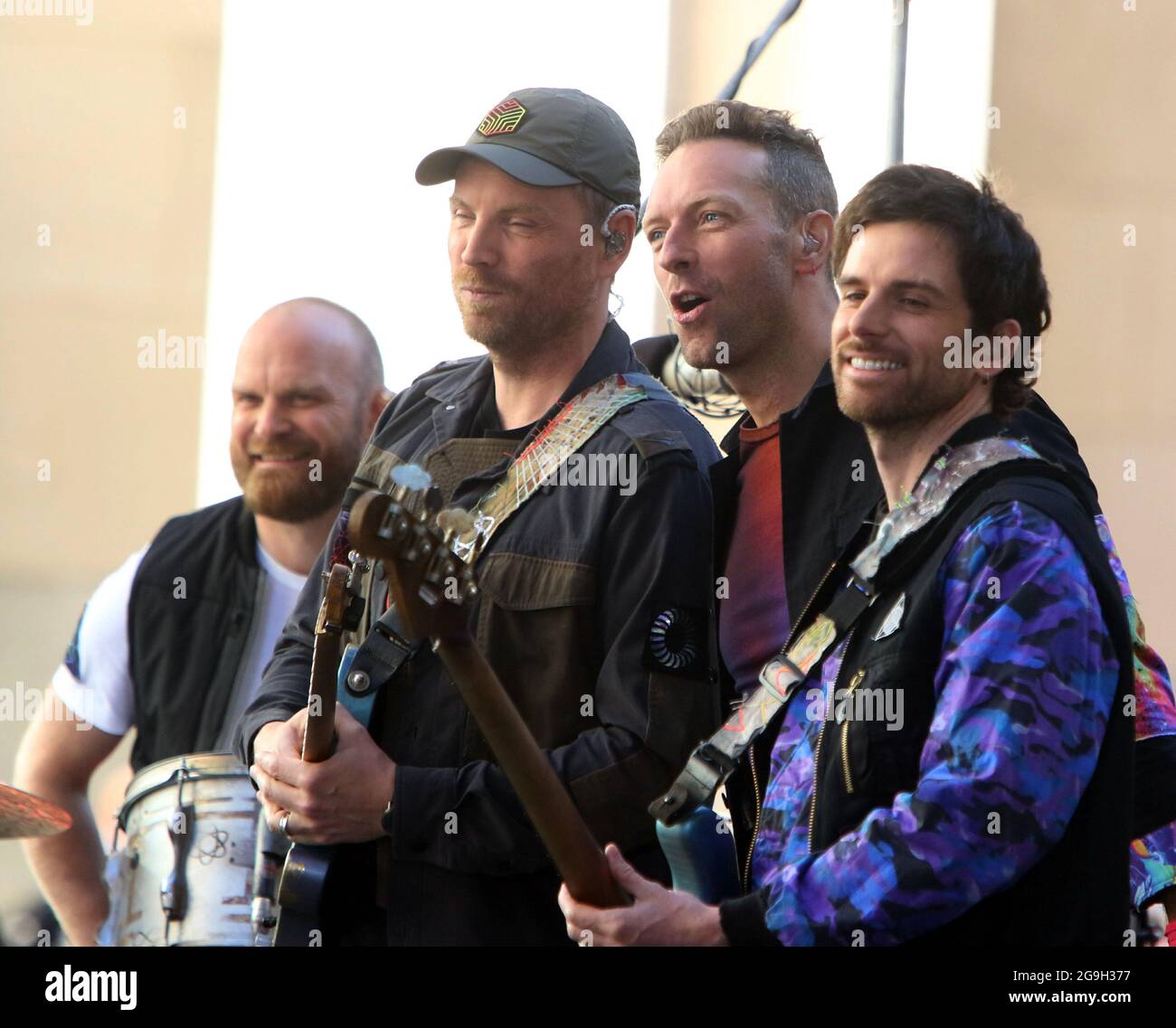 New York - NY - 20210617 Chris Martin of Coldplay performs at the Today ...