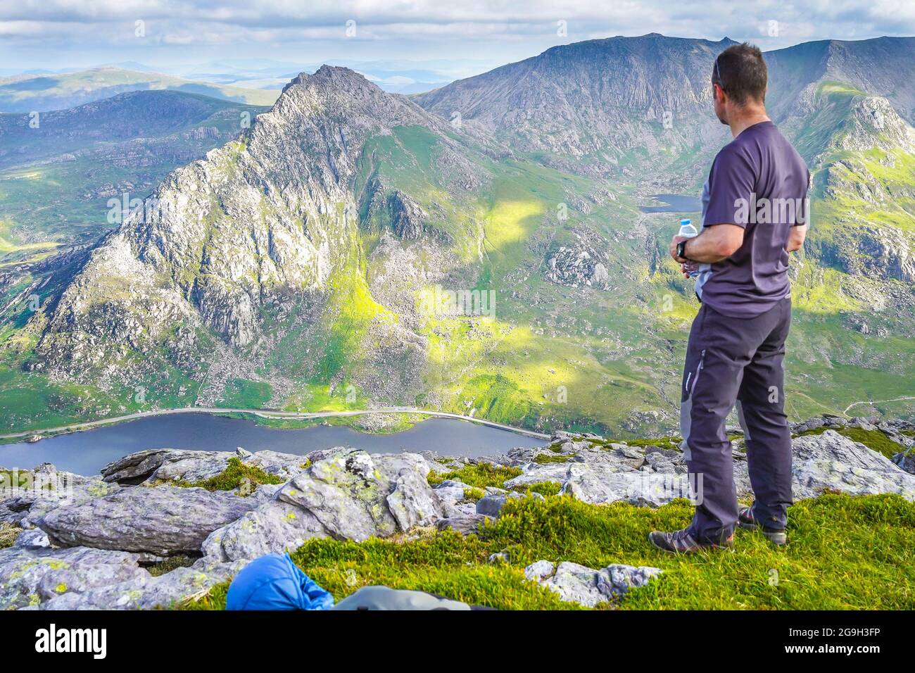 Snowdonia, UK. 14th July, 2021. With more and more people holidaying in ...