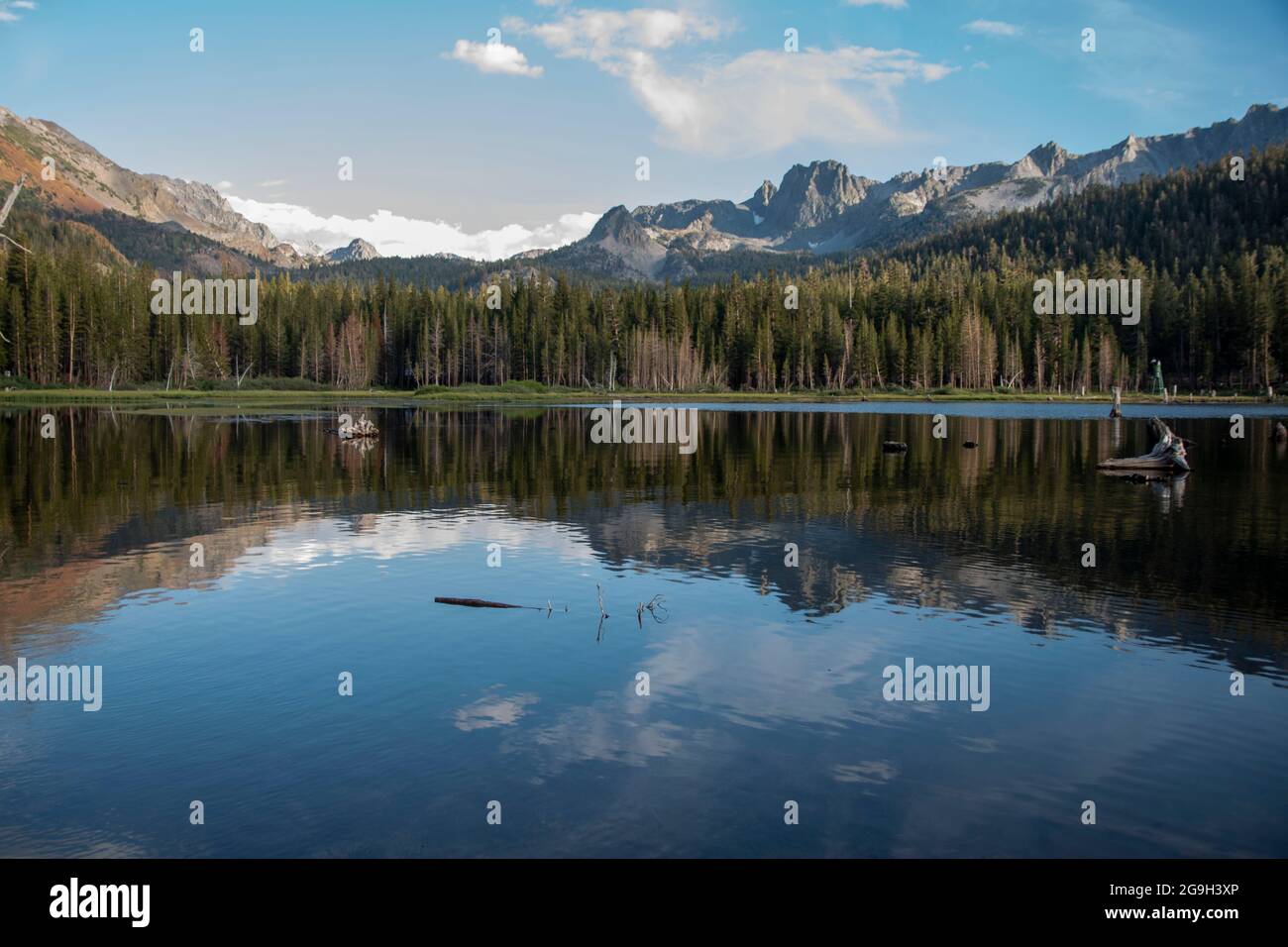 Lake mary mammoth hi-res stock photography and images - Alamy